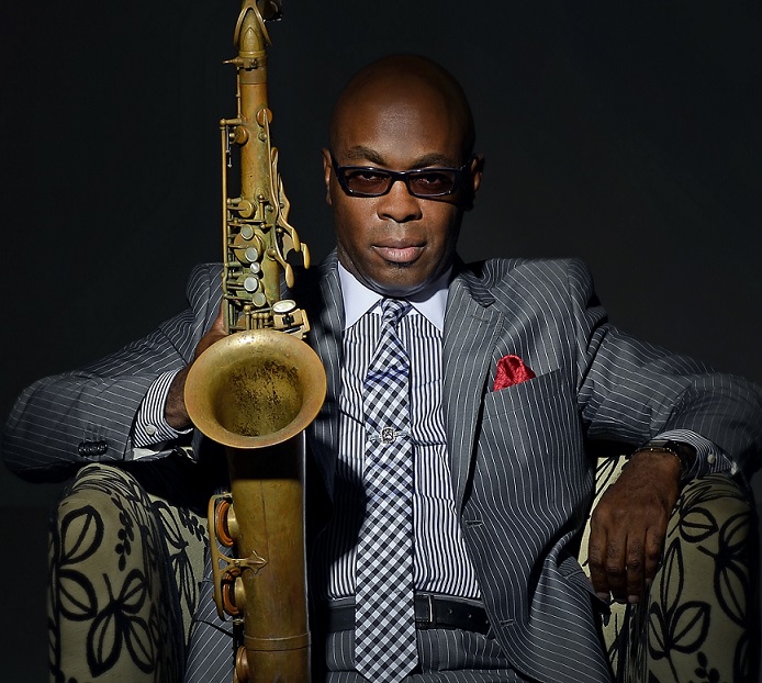 Tim Warfield Celebrates The Tenth Anniversary of ‘Jazzy Christmas’