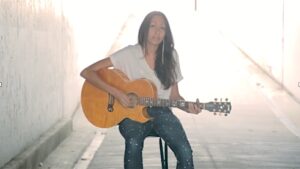 Occhi Interview: American Canadian Singer-Songwriter Heidi Maria